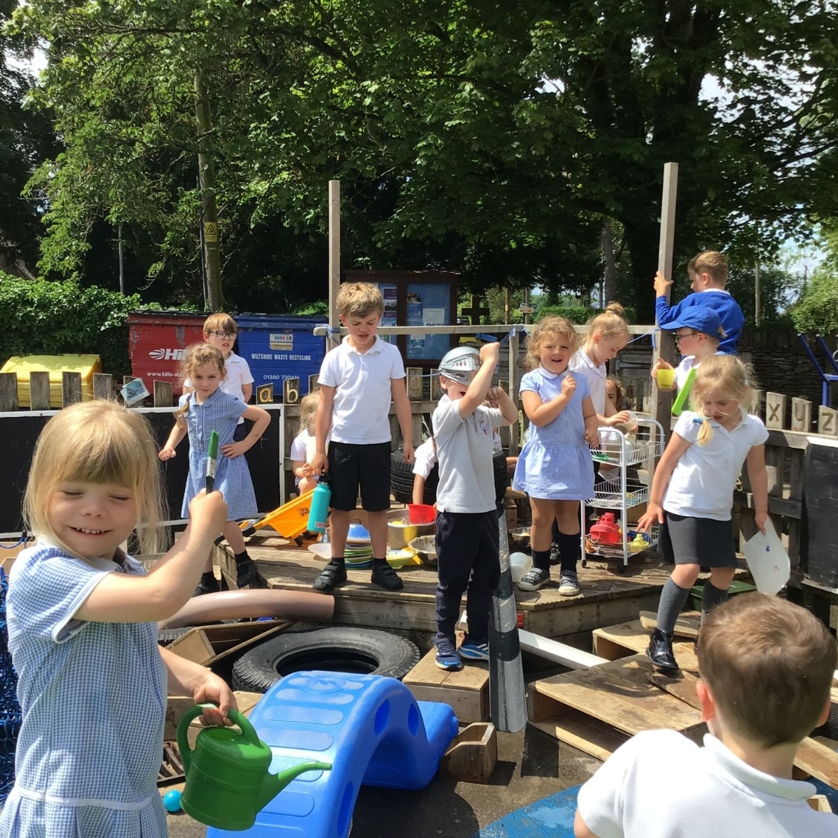 Stanton St Quintin - Ships Ahoy!